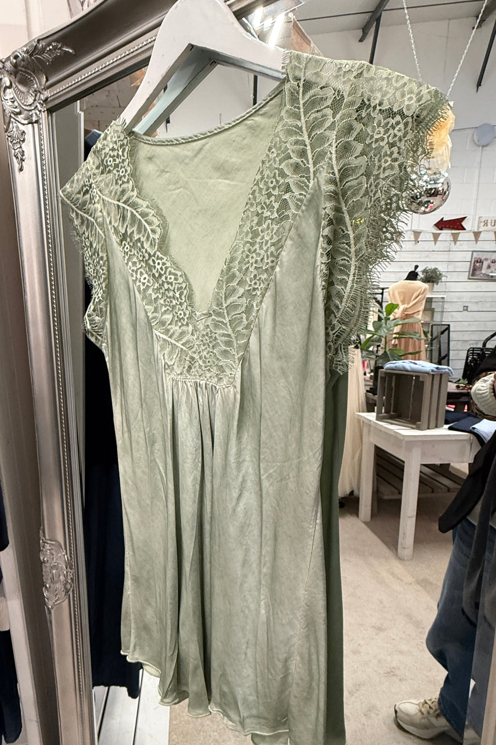 Lace Trim V Neck Top | KHAKI – south of the river